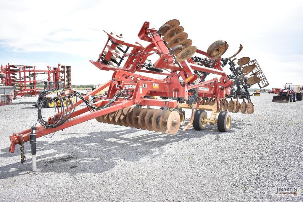 SOLD - Krause Dominator 4850 Tillage with --- Shanks | Tractor Zoom