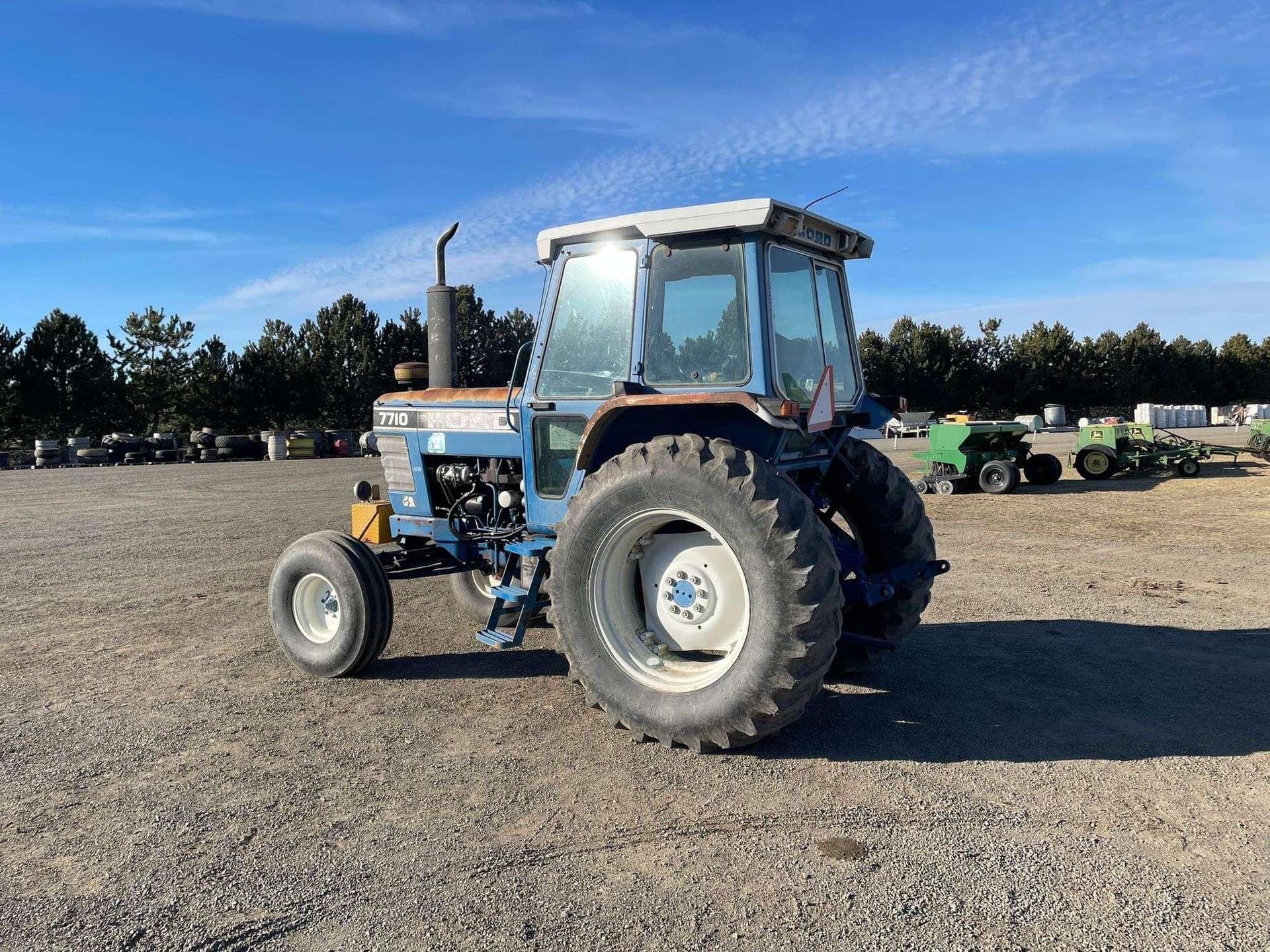 1988 Ford 7710 Tractors 40 to 99 HP for Sale | Tractor Zoom