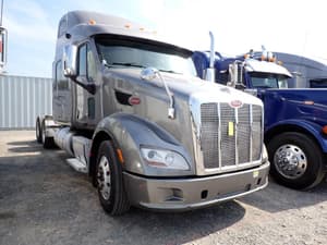 SOLD - 2011 Peterbilt 587 Lot No. 2514 Other Equipment with 816,136 mi ...