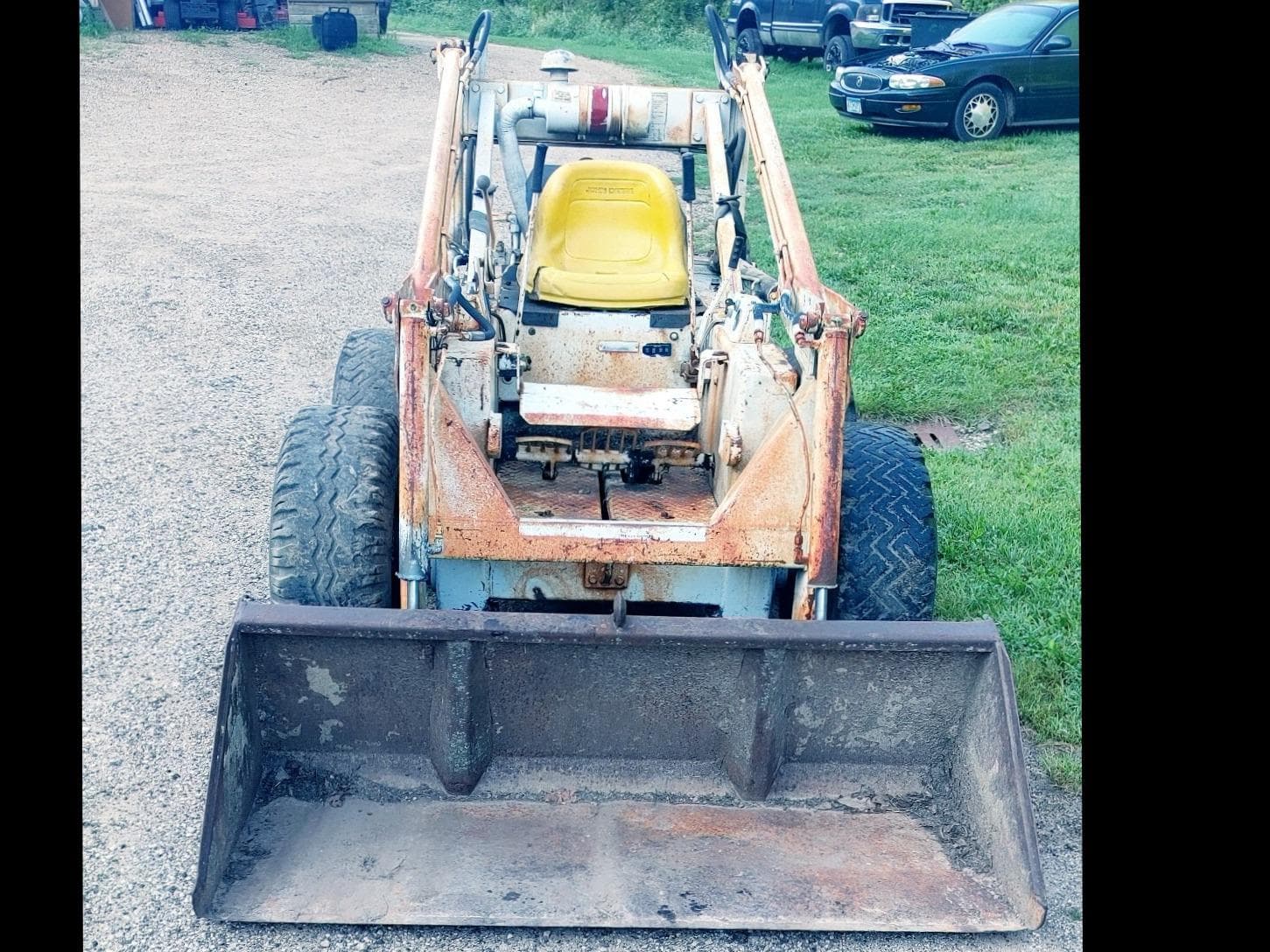 Bobcat M600 Construction Skid Steers for Sale | Tractor Zoom