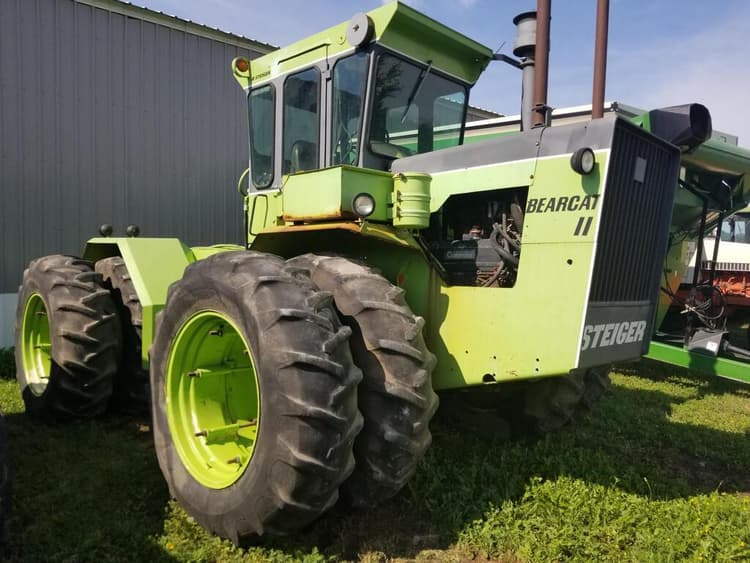SOLD - Allis Chalmers 440 Tractors 175 to 299 HP | Tractor Zoom