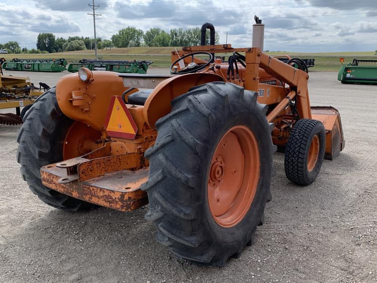 1963 International Harvester 606 Tractors 40 to 99 HP for Sale ...