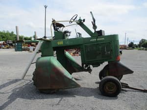 SOLD - John Deere 600 Lot No. 4338 Chemical Applicators with --- Hrs ...