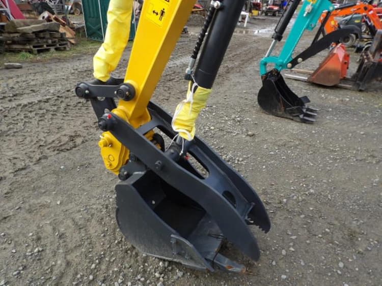 GF STE35SR Construction Compact Excavators for Sale | Tractor Zoom
