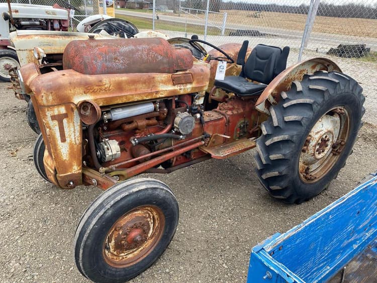 Ford 600 Tractors Less than 40 HP for Sale | Tractor Zoom