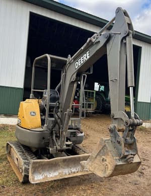 SOLD - John Deere 27C Lot No. 2229120 Construction with --- Hrs ...