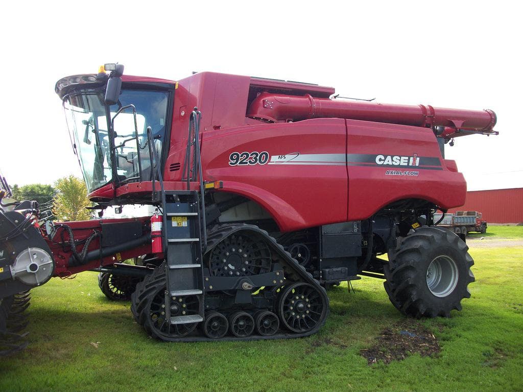 2013 Case IH 9230 Combines Class 9/10 for Sale | Tractor Zoom