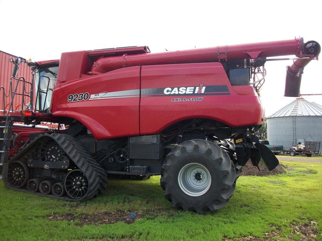 2013 Case IH 9230 Combines Class 9/10 for Sale | Tractor Zoom