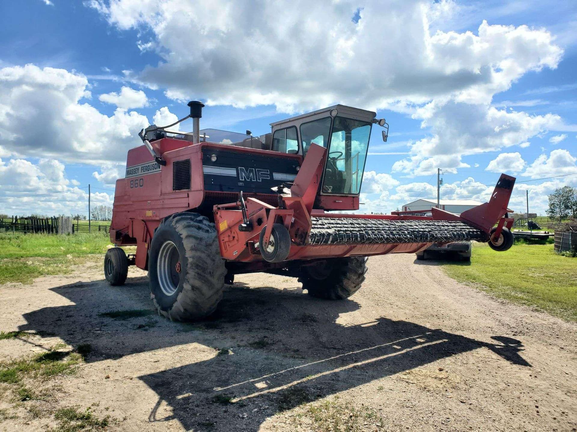 Tractor Zoom - Massey Ferguson 860