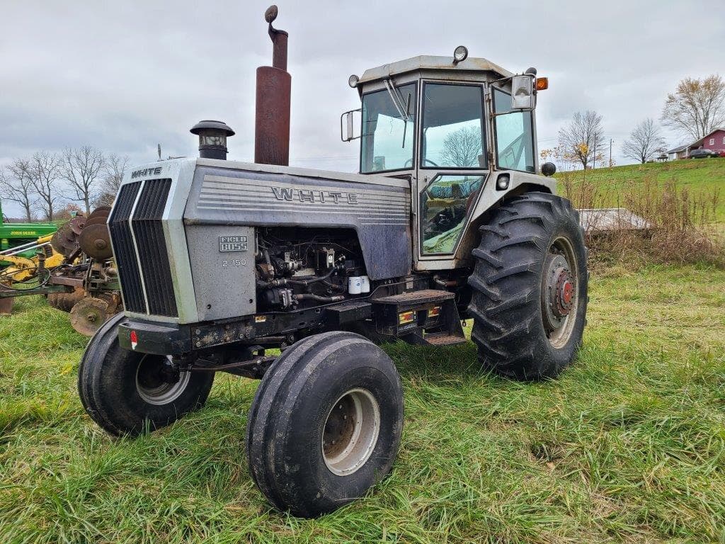 Tractor Zoom - 1975 White 2-150