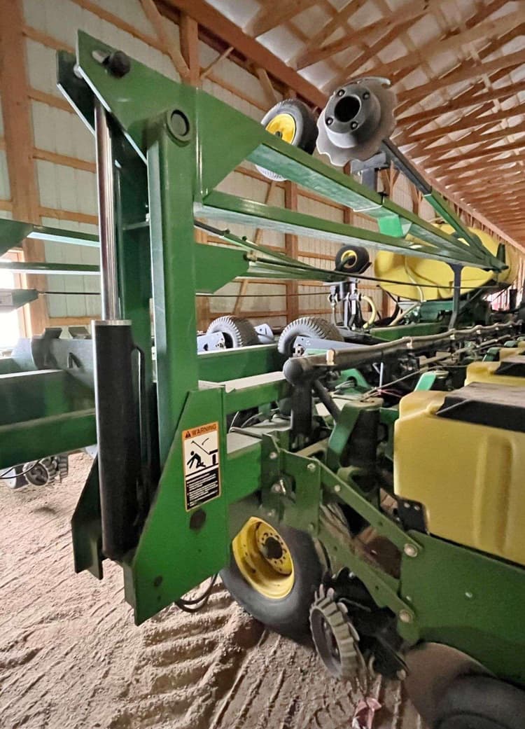 2004 Bauer DB60 Planting Planters for Sale | Tractor Zoom