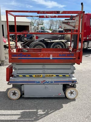 SOLD - Sky Jack SJIII3219 Lot No. 1090525 Construction with --- Hrs ...