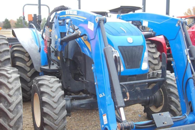 New Holland Workmaster 105 Tractors 100 to 174 HP for Sale | Tractor Zoom