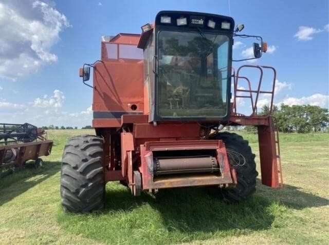 Case IH 1680 Combines Class 5 for Sale | Tractor Zoom