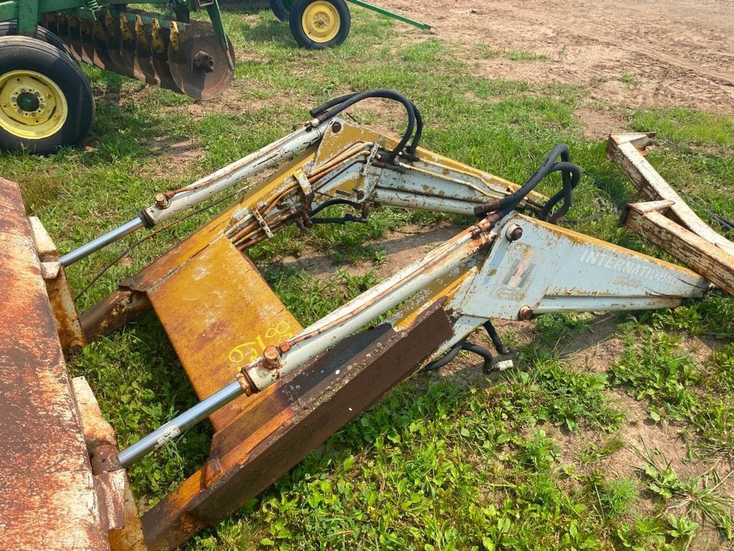 International 2000 Other Equipment Loaders for Sale | Tractor Zoom