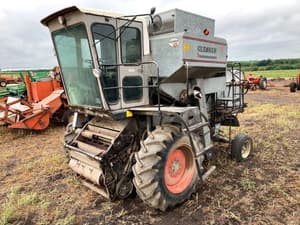 SOLD - Gleaner G Lot No. 843b3081-0c20-11ec-98f8-12a8d3193fd4 Combines ...