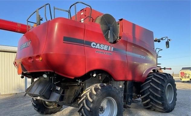 2008 Case IH 8010 Combines Class 8 for Sale | Tractor Zoom