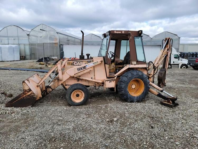 SOLD - Case 580E Super E Construction Backhoe Loaders | Tractor Zoom