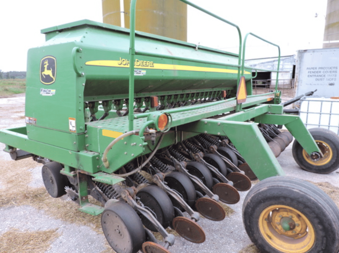 Tractor Zoom - John Deere 1590