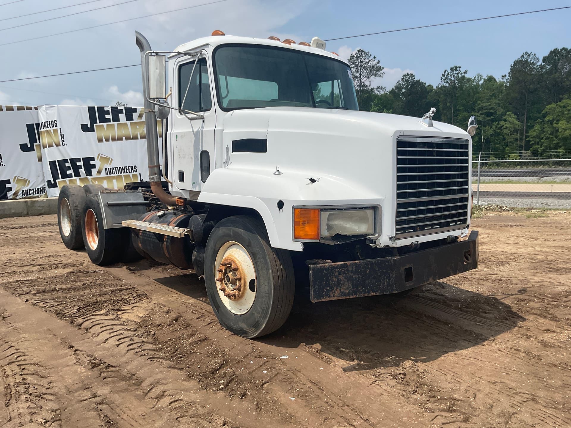 2001 Mack CH613 Other Equipment Trucks for Sale | Tractor Zoom