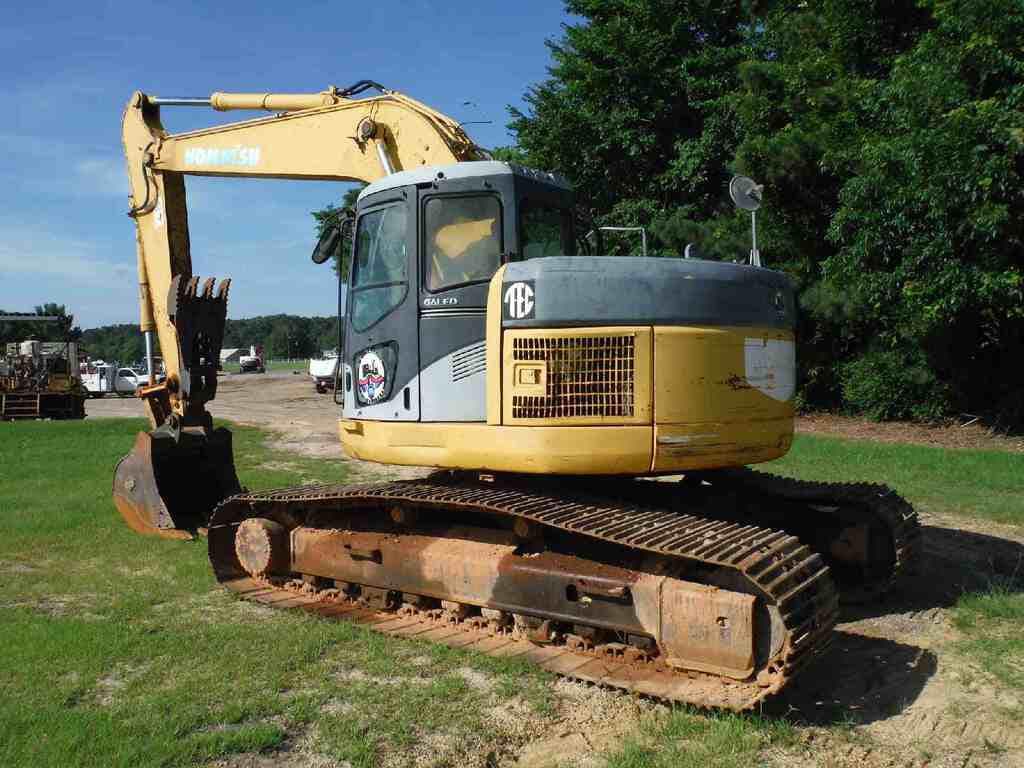 Komatsu PC228US LC Construction Excavators for Sale | Tractor Zoom