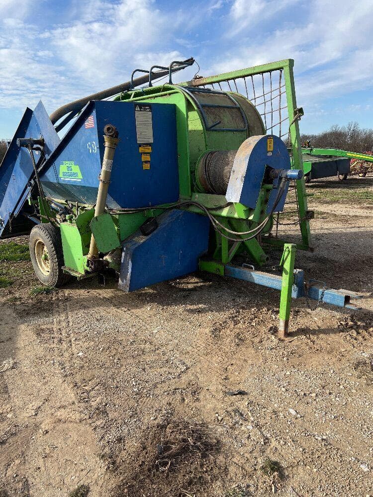 Ag Bag G6000 Harvesting Grain Baggers for Sale | Tractor Zoom