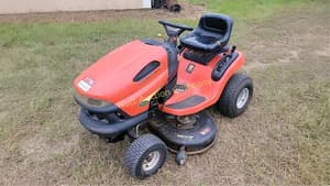 SOLD - Scotts 1642H Lot No. 14772 Other Equipment with 42 inches ...