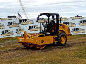 SOLD - 2020 Caterpillar CP44B Lot No. 239745 Construction with 409 Hrs ...