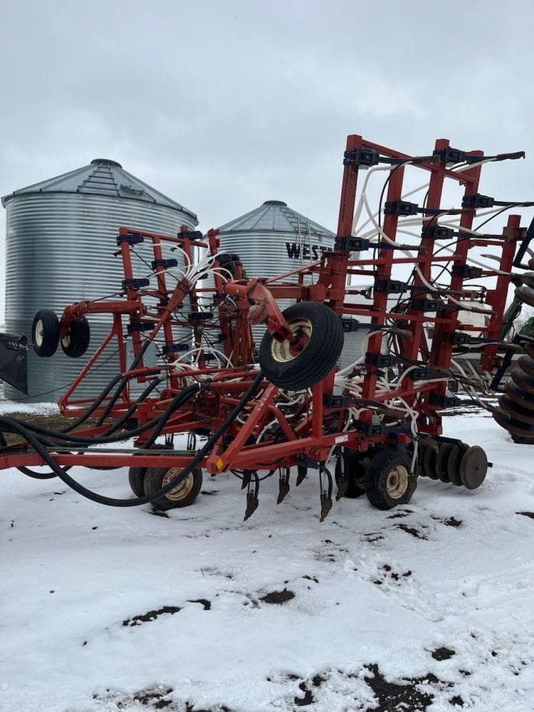 Morris 7240 Planting Air Seeders or Carts for Sale | Tractor Zoom