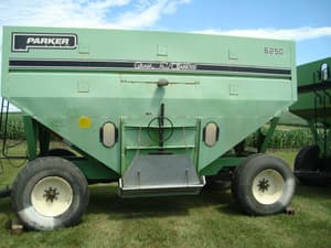 SOLD - Parker 6250 Lot No. 7 Harvesting | Tractor Zoom