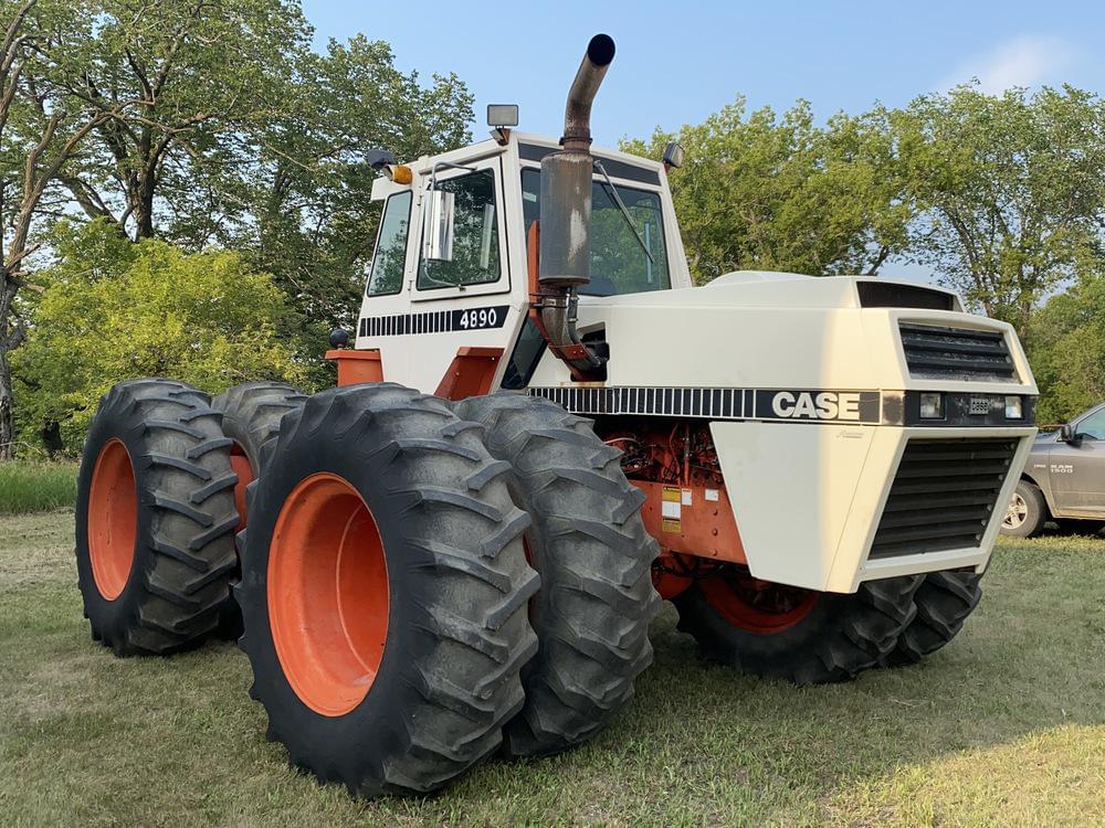 Tractor Zoom - 1981 J.I. Case 4890
