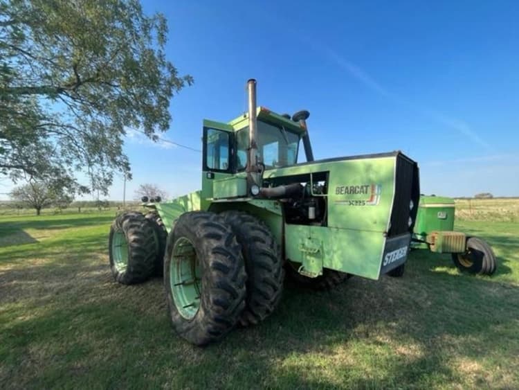 SOLD - Steiger Bearcat II ST-225 Tractors 175 to 299 HP | Tractor Zoom