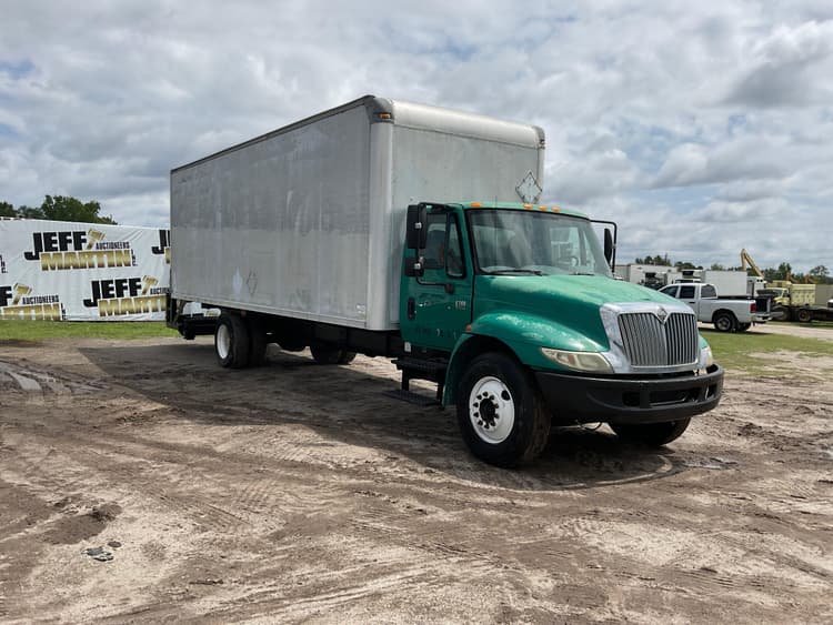 2002 International MA025 Other Equipment Trucks for Sale | Tractor Zoom
