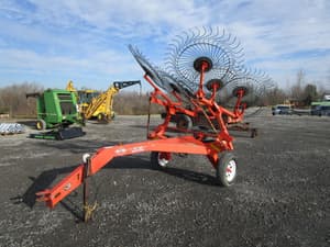 SOLD - Kuhn SR108 Lot No. 1354 Hay and Forage | Tractor Zoom