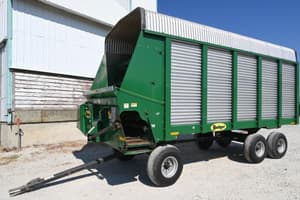 SOLD - Badger 1200 Lot No. 1007 Harvesting | Tractor Zoom