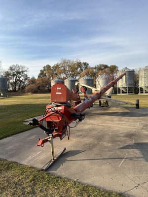 SOLD - 13x70 Farm King swing out auger, 540 PTO, reverser, hyd. auger ...