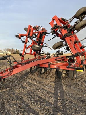SOLD - 48.5 ft. Case IH 5300 anhydrous applicator, Micro-Trak NH3 ...