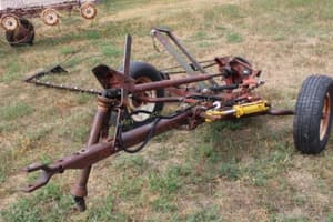 SOLD - 7' IH 100 Pull Type Mower Hay and Forage | Tractor Zoom