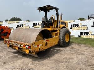 SOLD - 2002 Caterpillar CS-563D Lot No. 157808 Construction with 2,797 ...
