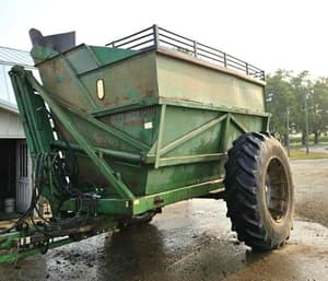 SOLD - Richardton 960 Lot No. 1902657 Harvesting | Tractor Zoom