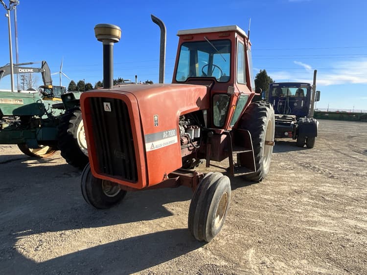 Allis Chalmers 7000 Tractors 100 to 174 HP for Sale | Tractor Zoom