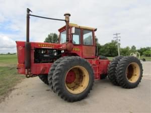 SOLD - 1975 Versatile 700 Lot No. 10 Tractors with 7,706 Hrs | Tractor Zoom