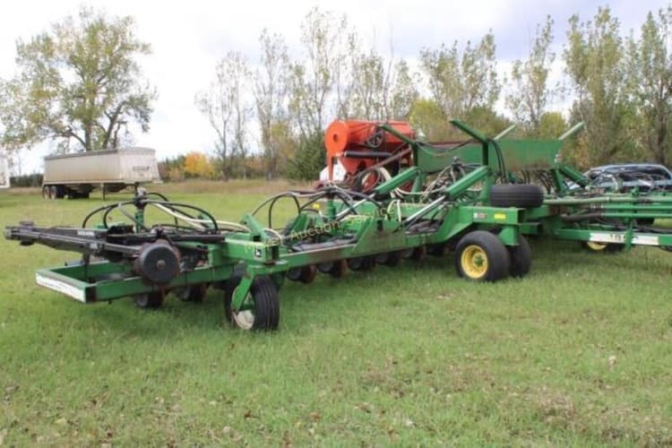 John Deere 787 Planting Air Seeders or Carts for Sale | Tractor Zoom