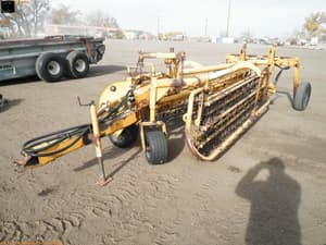 SOLD - 7943- Vermeer R23 Hydraulic Twin Rake Hay and Forage | Tractor Zoom