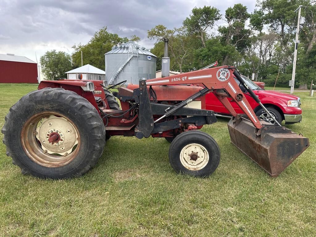 SOLD - INTERNATIONAL "574" DIESEL TRACTOR, UTILITY VERSION, GEAR DRIVE ...