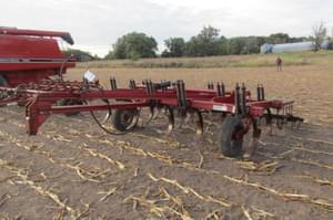 SOLD - Case IH 5600 Lot No. 1266 Tillage with 12 ft | Tractor Zoom