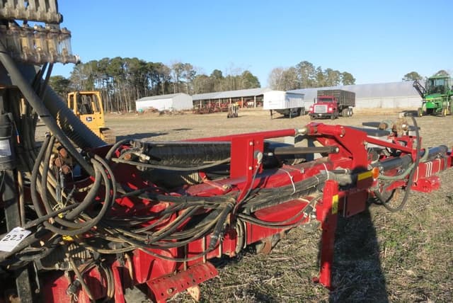 Case IH 1235 Lot No. 223 Planting For Sale with 12 Rows | Tractor Zoom