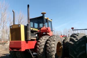 SOLD - Versatile 900 Lot No. 242 Tractors with 8,700 Hrs | Tractor Zoom