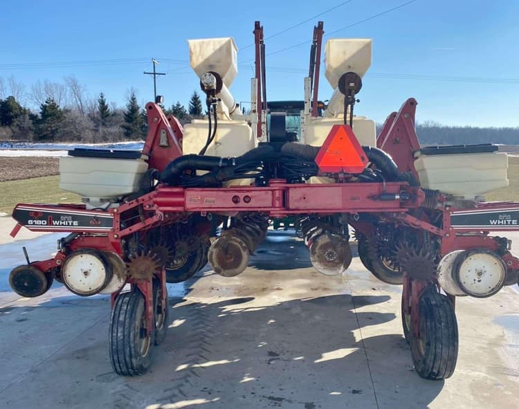 White 6180 Planting Planters for Sale | Tractor Zoom