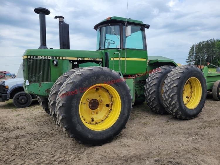 1981 John Deere 8440 Tractors 175 to 299 HP for Sale | Tractor Zoom